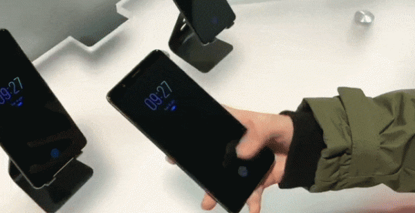 Look! Vivo Smartphone with Under Display Fingerprint Sensor at CES 2018 ...