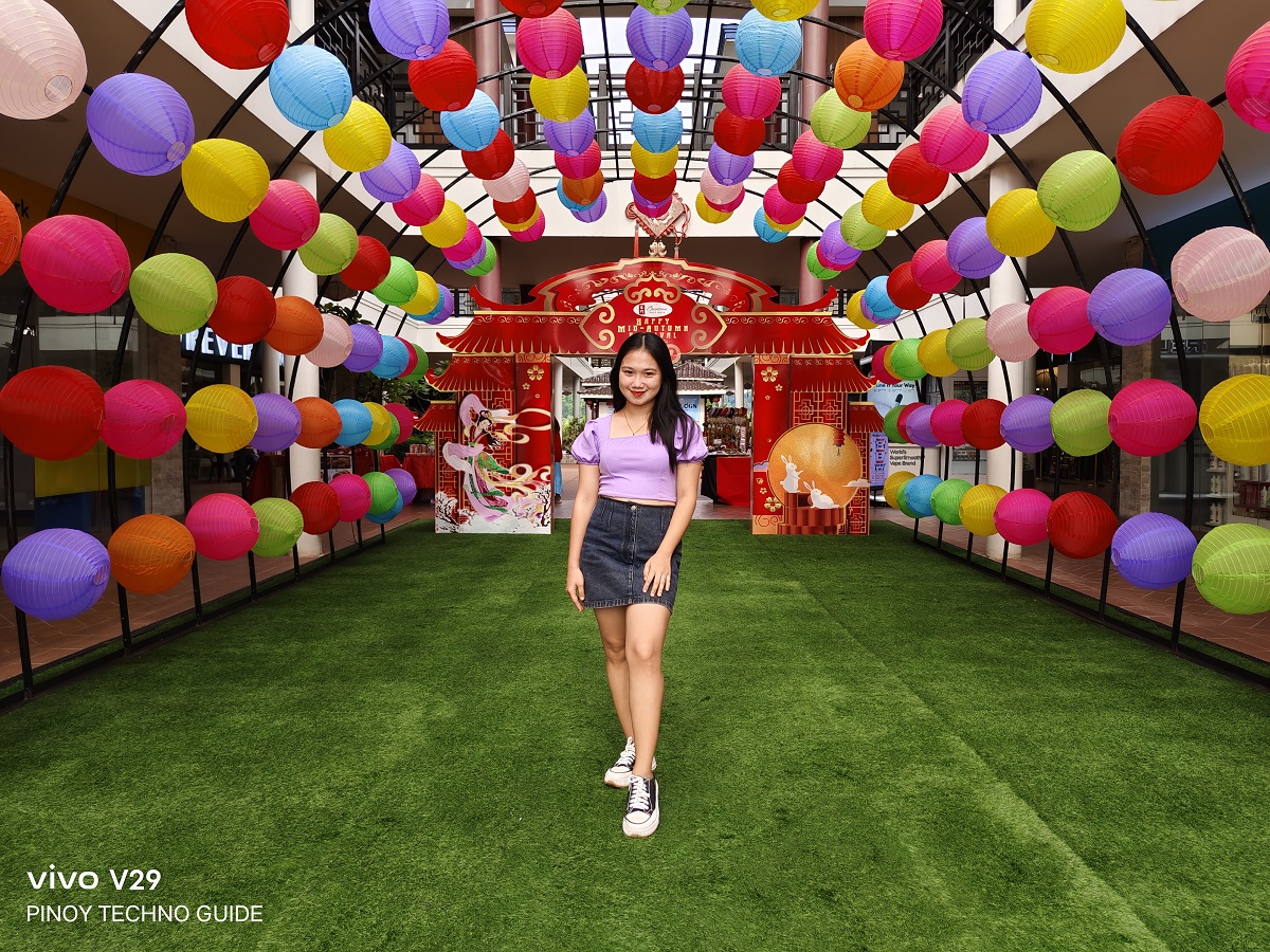 vivo V29 5G REVIEW: Impressive Display and Multi–color Aura Light for ...