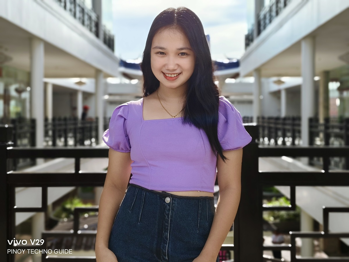 vivo V29 5G REVIEW: Impressive Display and Multi–color Aura Light for ...