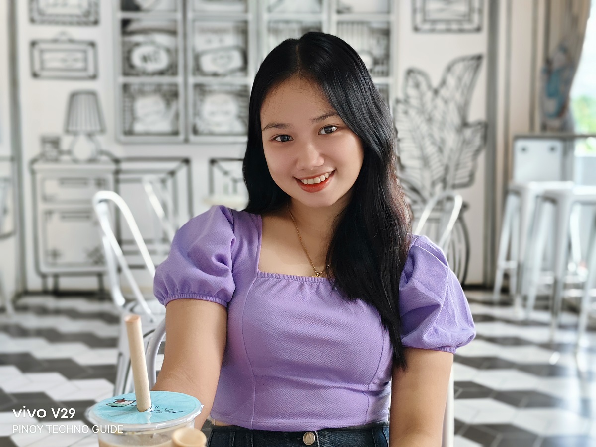 vivo V29 5G REVIEW: Impressive Display and Multi–color Aura Light for ...