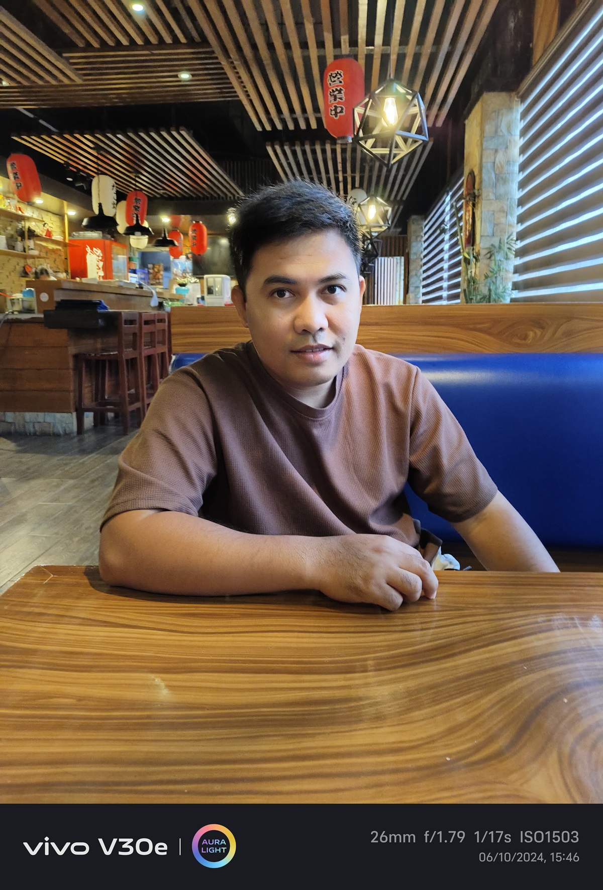 vivo V30e 5G REVIEW: Beautiful Smartphone with Sony Camera and Long ...