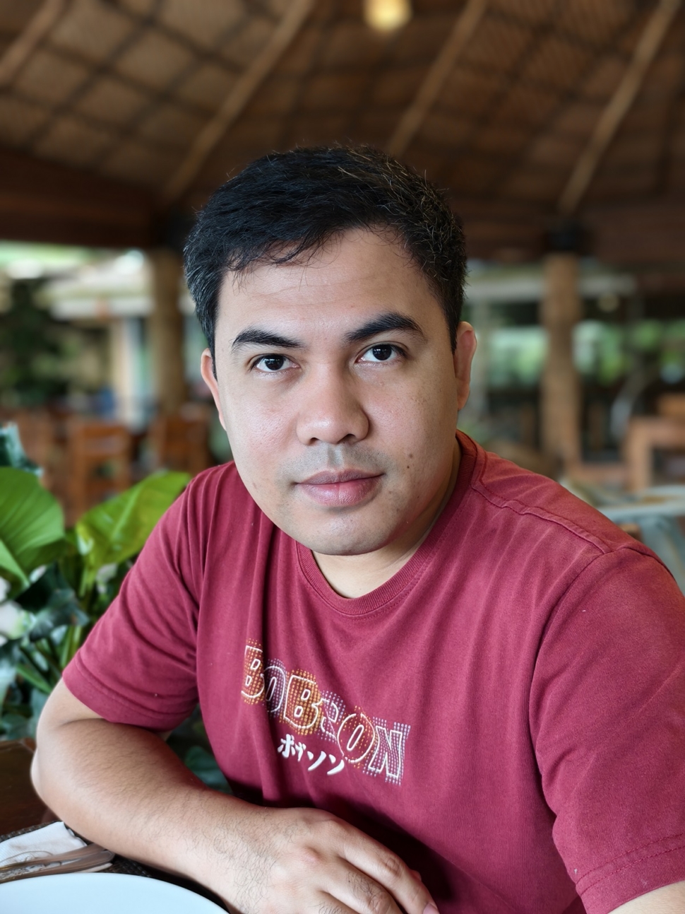 vivo X200 Review: Power–Packed Performance with Impressive ZEISS ...